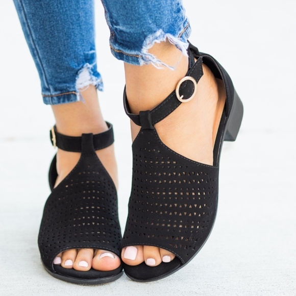 TOP Moda | Shoes | Top Moda Laser Cut Opentoe Low Heeled Sandals | Poshmark